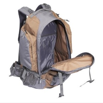 How To Choose A Backpack For Traveling in Europe