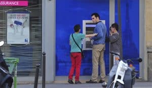 How to Avoid Pickpockets in Europe | Tips for Outsmarting the Thieves