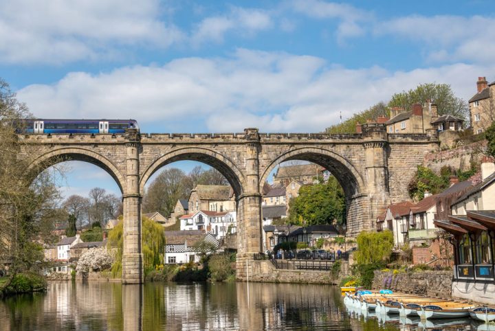 England Train Guide | Tips For How To Travel England By Train (2023) England Train Guide | Tips For How To Travel England By Train (2023)