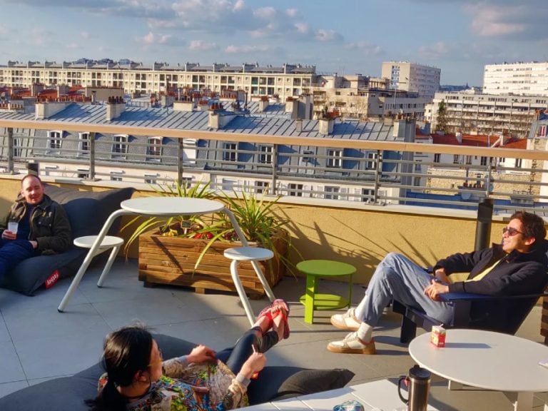 The Backpacker's Guide To The Best Hostels In Paris (2023) | Paris Hostels